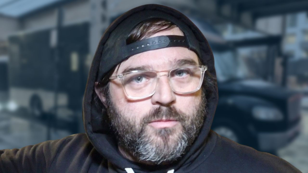 Norma Jean - BUS INVADERS Ep. 1731 [VIDEO]