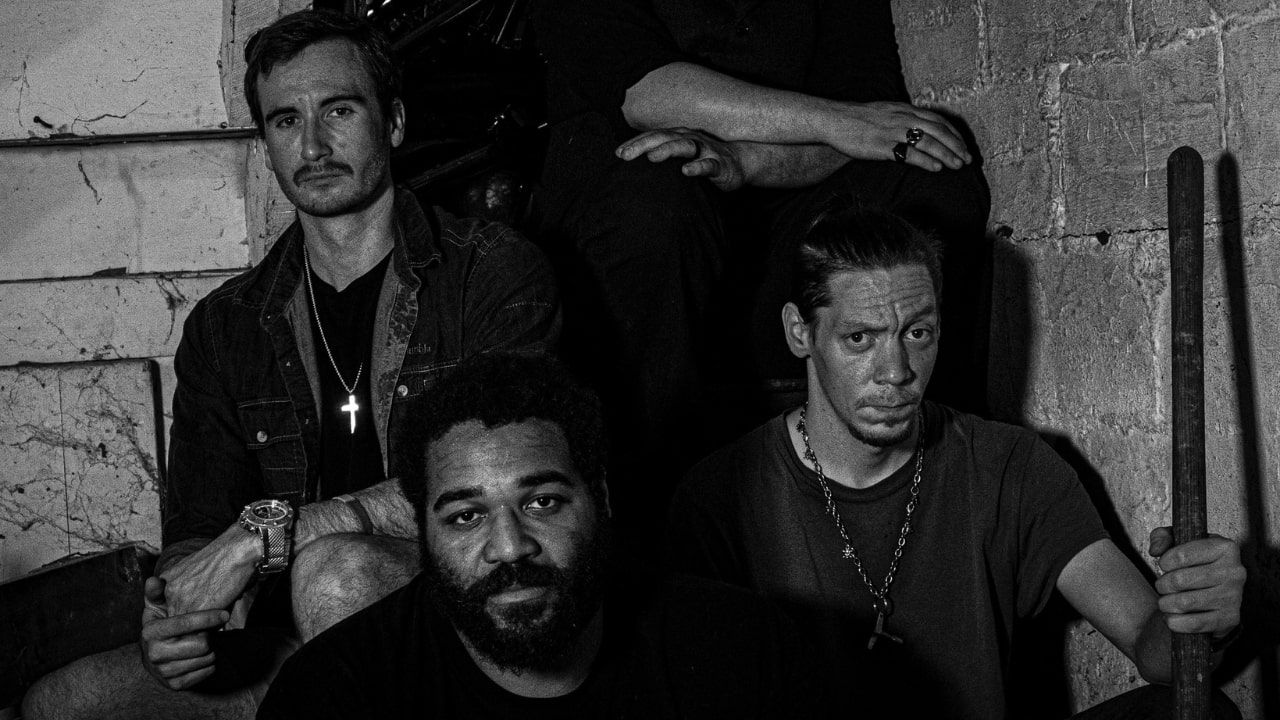 Koílos - PRESHOW RITUALS