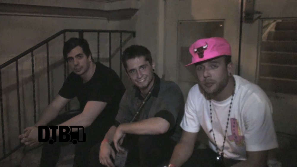 I Am King – CRAZY TOUR STORIES [VIDEO] – Digital Tour Bus