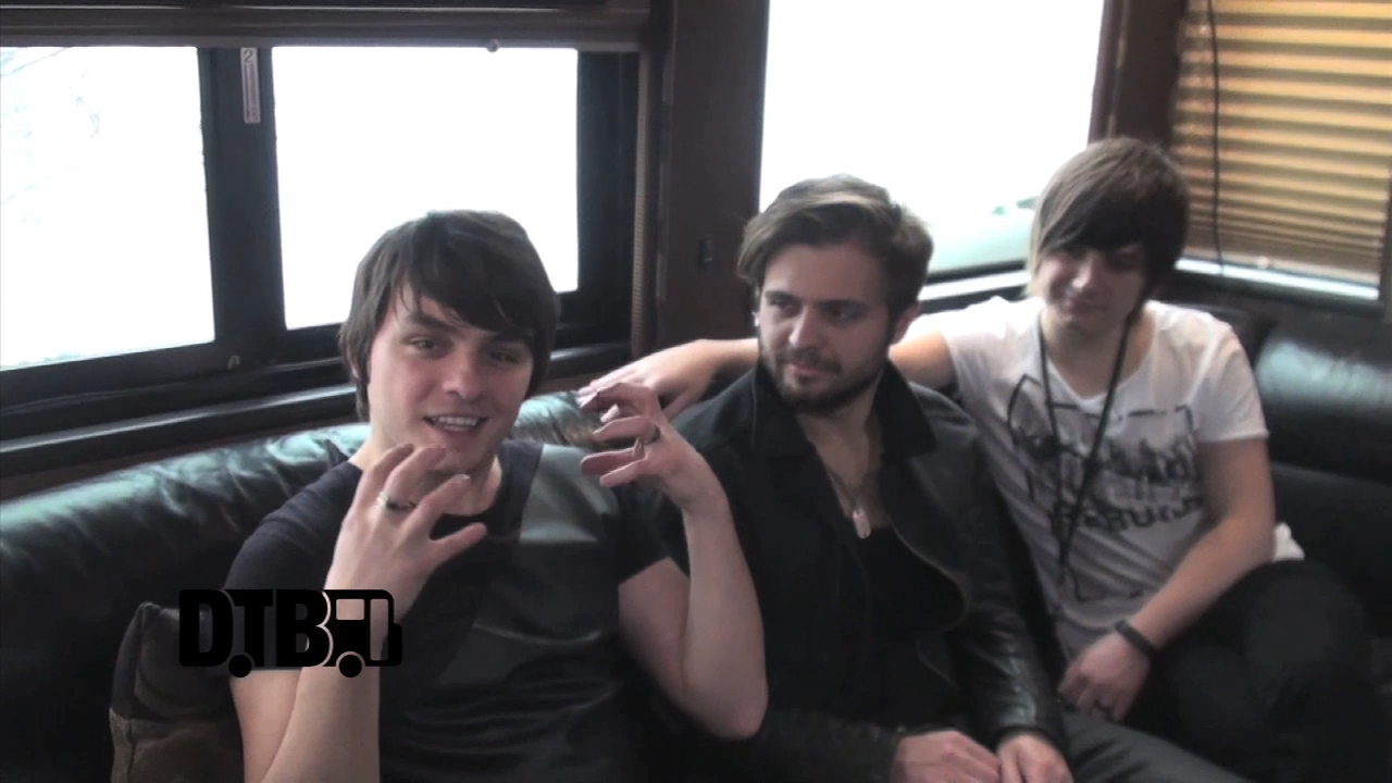 Everfound – CRAZY TOUR STORIES [VIDEO] – Digital Tour Bus