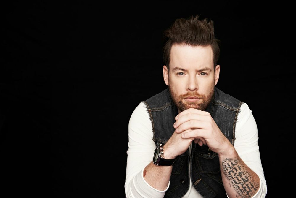 David Cook Announces the “Digital Vein Tour” – Digital Tour Bus