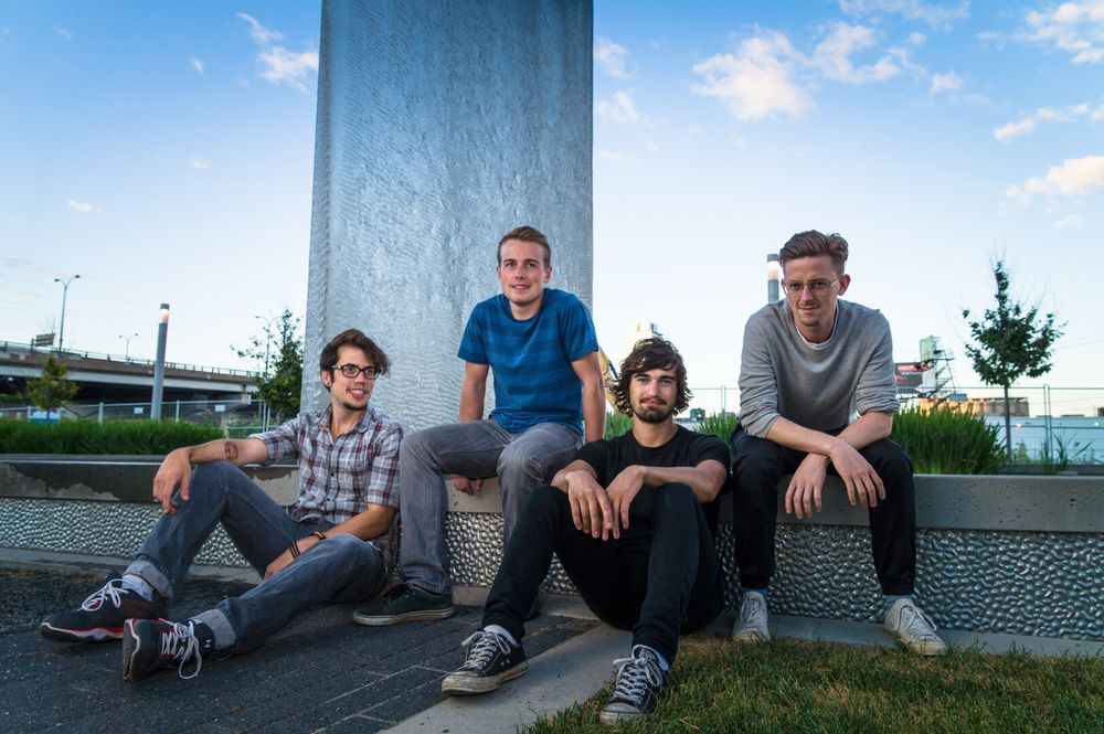 BamBoo – CRAZY TOUR STORIES – Digital Tour Bus