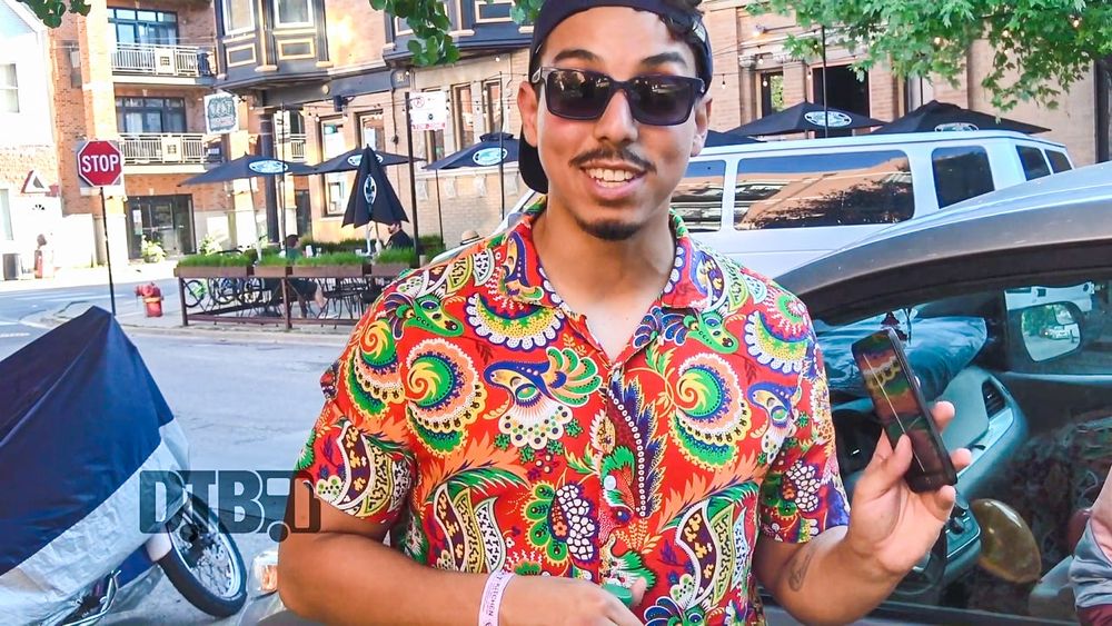 Andrés – CRAZY TOUR STORIES Ep. 630 [VIDEO] – Digital Tour Bus