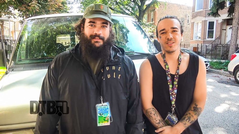 Emuness – BUS INVADERS Ep. 1418 [VIDEO] – Digital Tour Bus