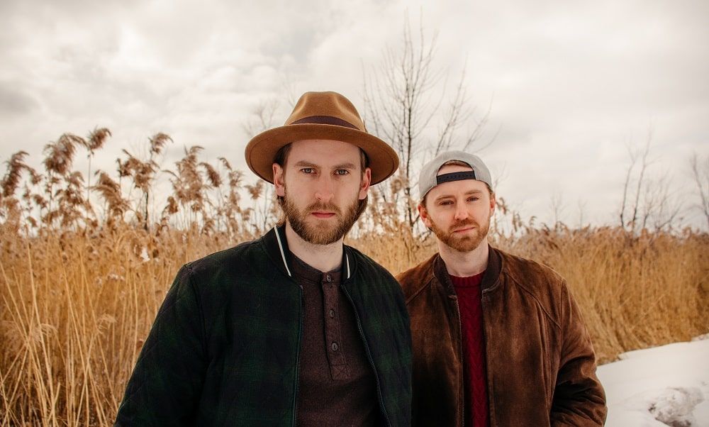 The Abrams – CRAZY TOUR STORIES – Digital Tour Bus