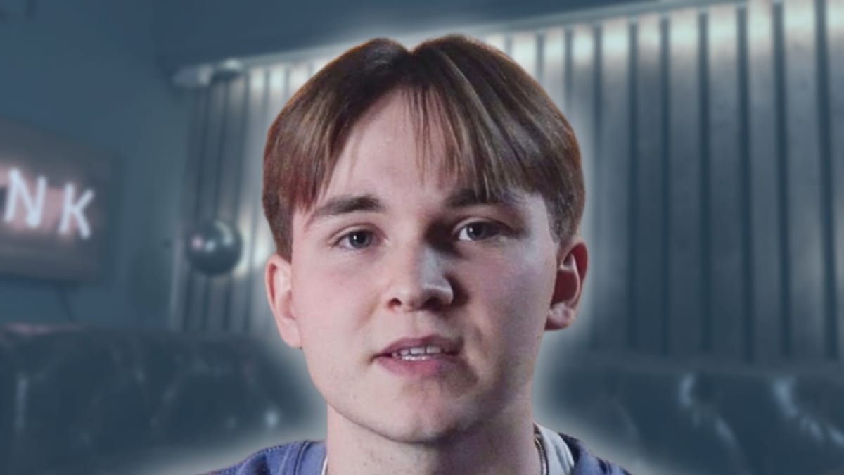 NOEL - FIRST CONCERT EVER Ep. 465 [VIDEO]