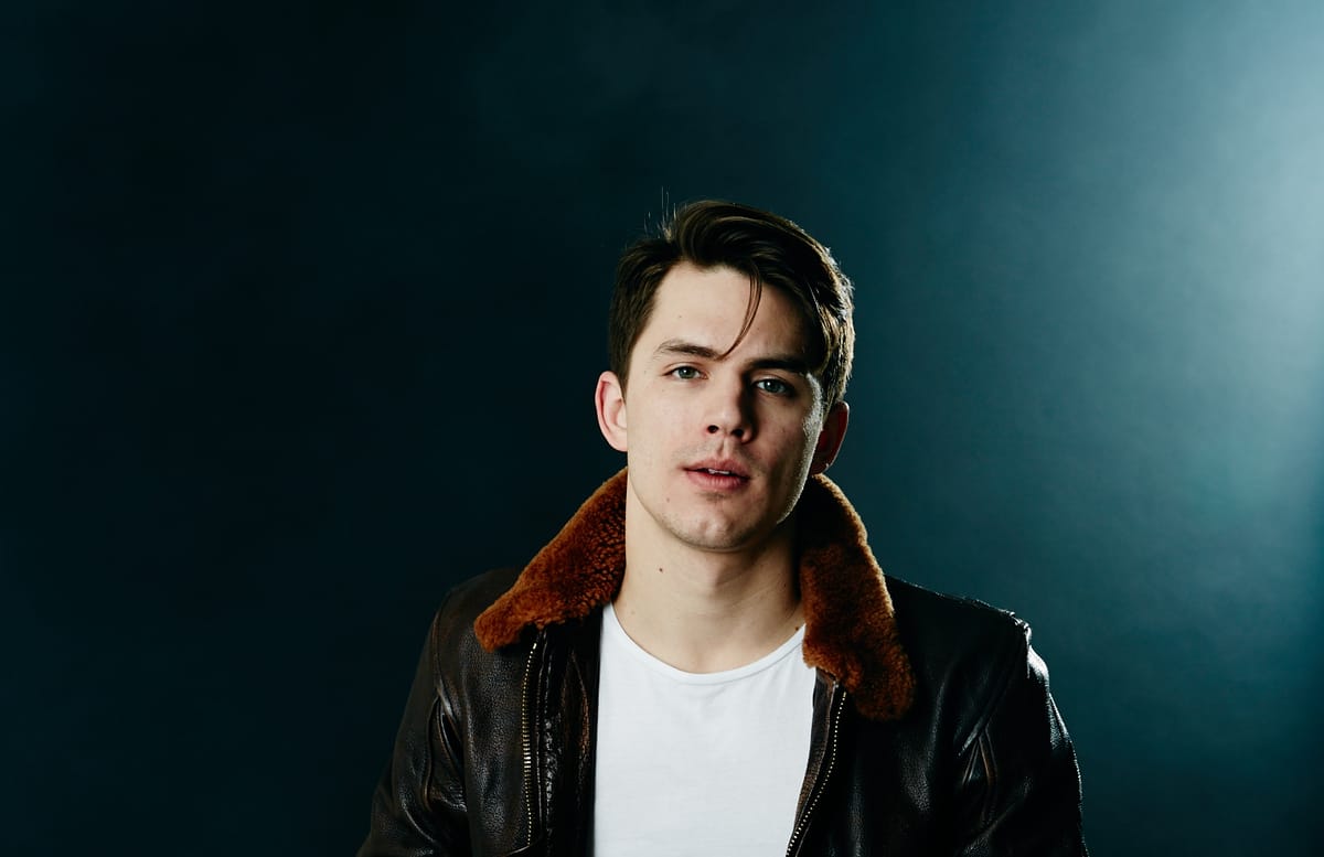 Struan Shields – PRESHOW RITUALS – Digital Tour Bus