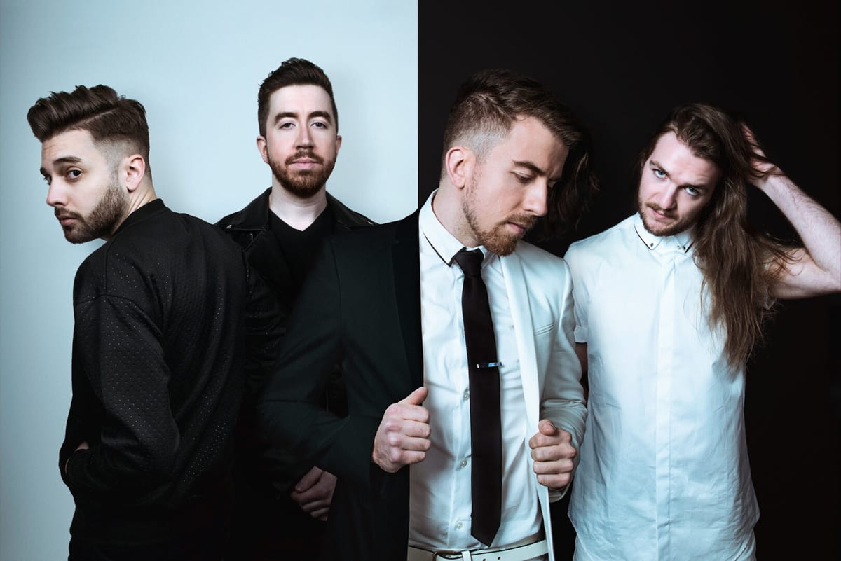 LITEYEARS – FIRST CONCERT EVER – Digital Tour Bus