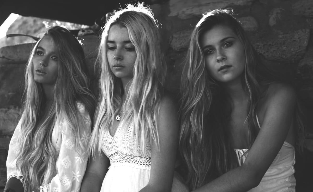 Bahari – TOUR TIPS – Digital Tour Bus