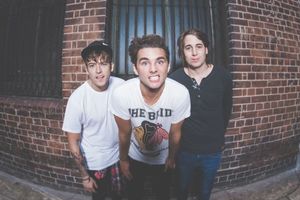 Short Stack – CRAZY TOUR STORIES – Digital Tour Bus