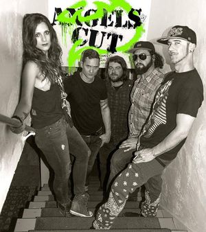 Angels Cut – DREAM TOUR – Digital Tour Bus