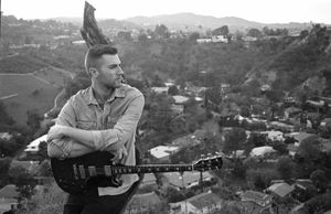 Jake Davis – CRAZY TOUR STORIES – Digital Tour Bus