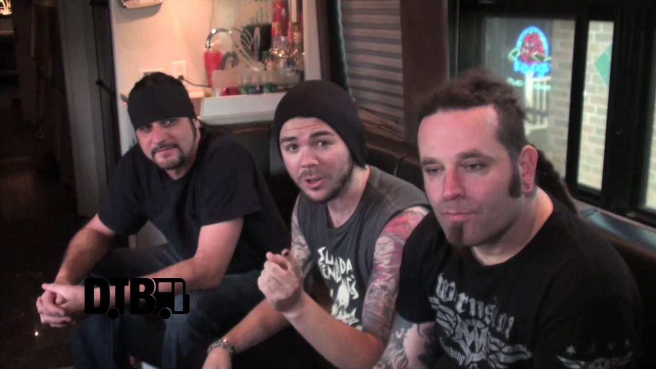 Saliva – TOUR TIPS [VIDEO] – Digital Tour Bus