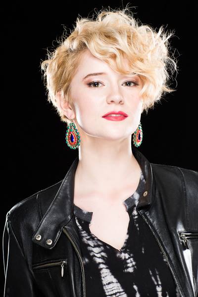 Hannah Gill – DREAM TOUR – Digital Tour Bus