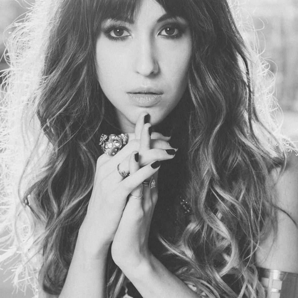 Kate Voegele Announces Canadian Tour with Tyler Hilton – Digital Tour Bus