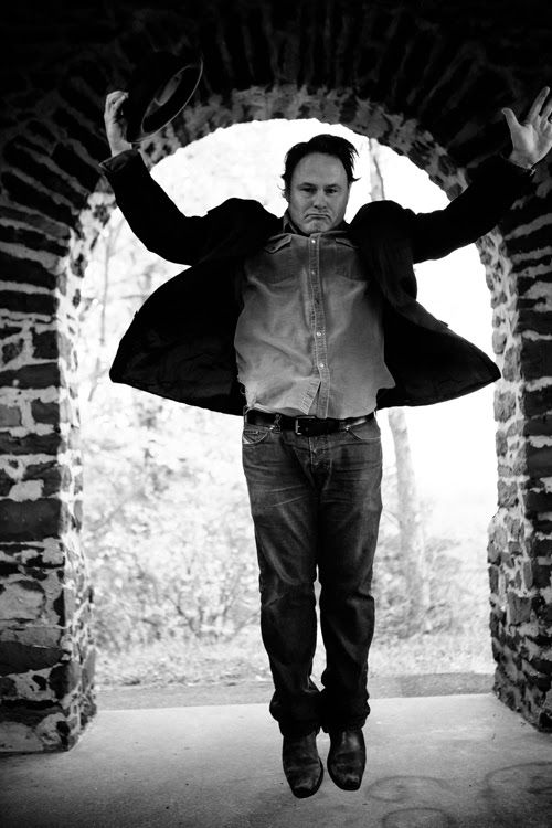 Martin Sexton Announce North American Tour – Digital Tour Bus