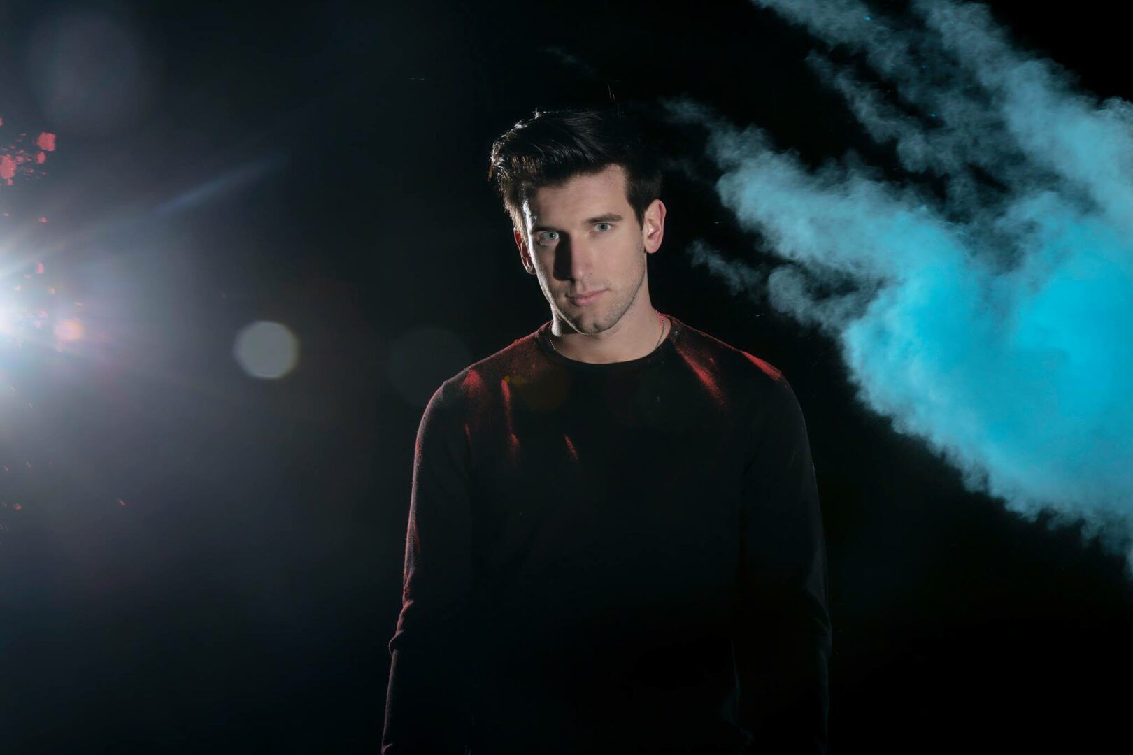 Max Frost Announces the U.S. “Intoxication Tour” – Digital Tour Bus