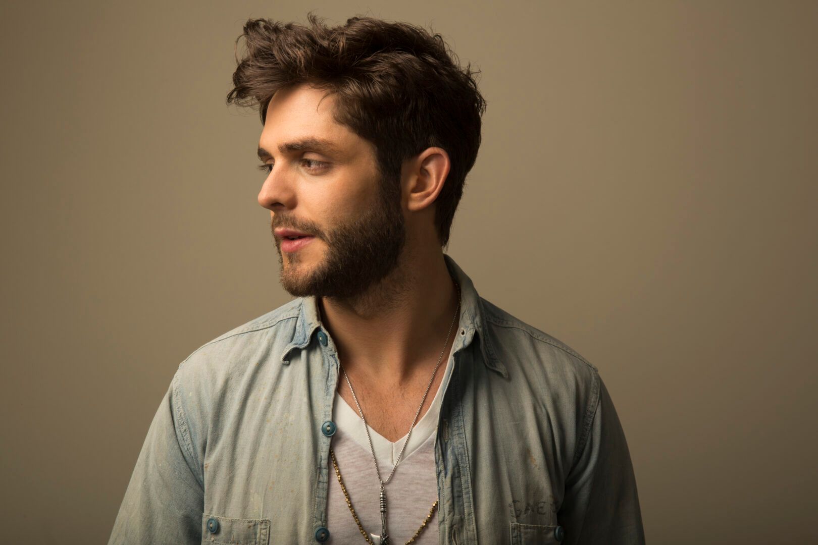 Thomas Rhett Announces the “Home Team Tour 2017” – Digital Tour Bus