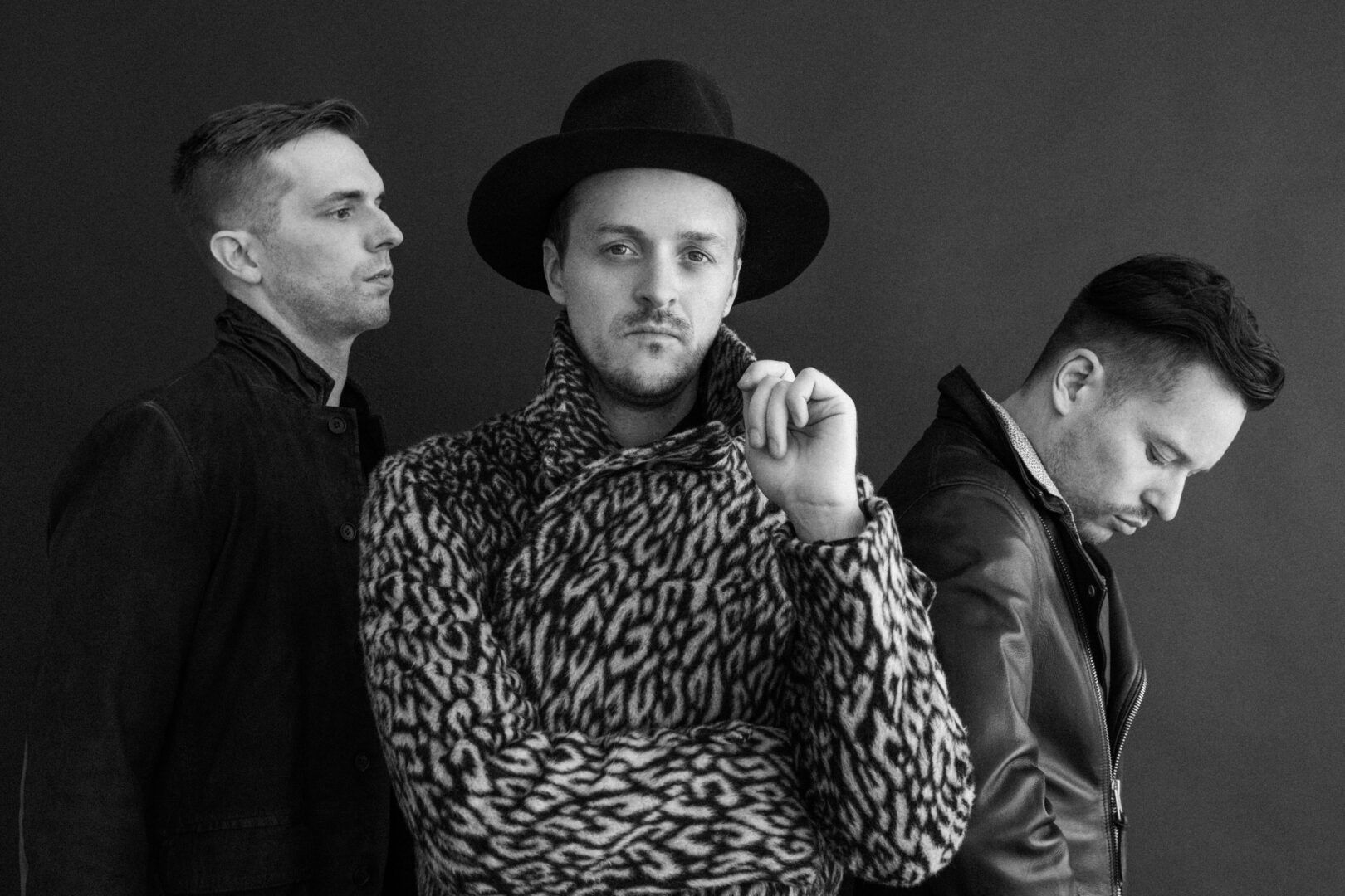 Paper Route – CRAZY TOUR STORIES – Digital Tour Bus