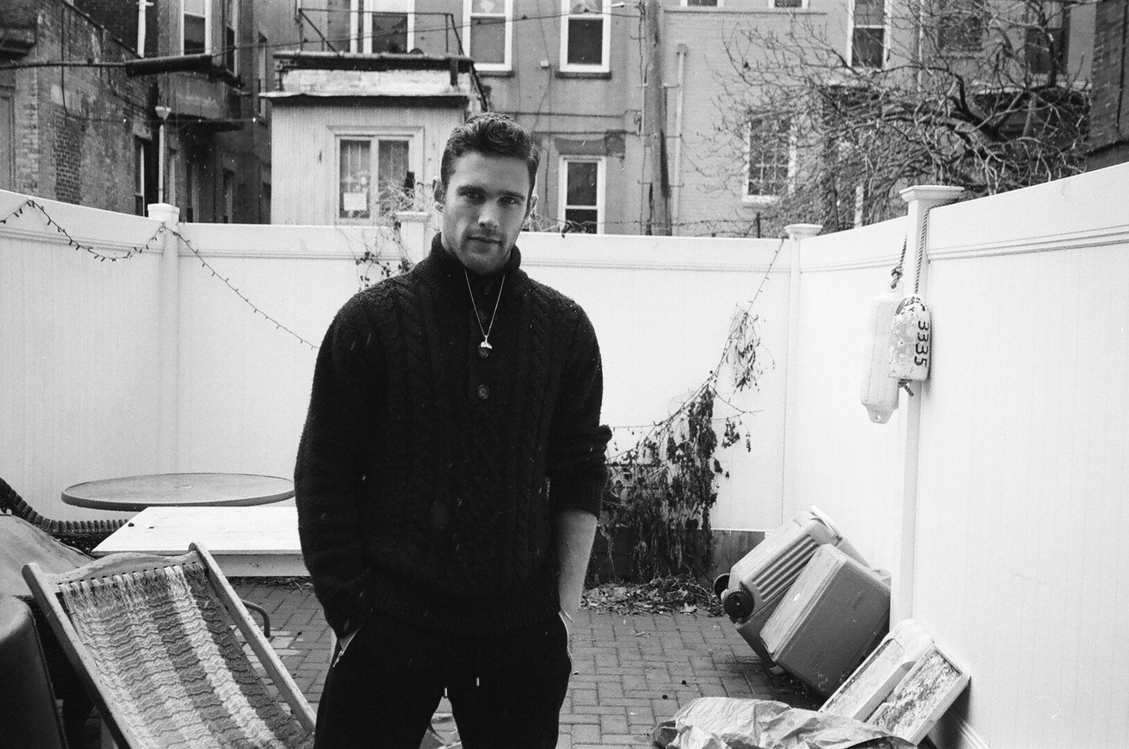 Aaron Taos – DREAM TOUR – Digital Tour Bus