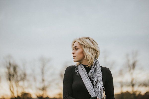 Beth McCarthy – DREAM TOUR – Digital Tour Bus