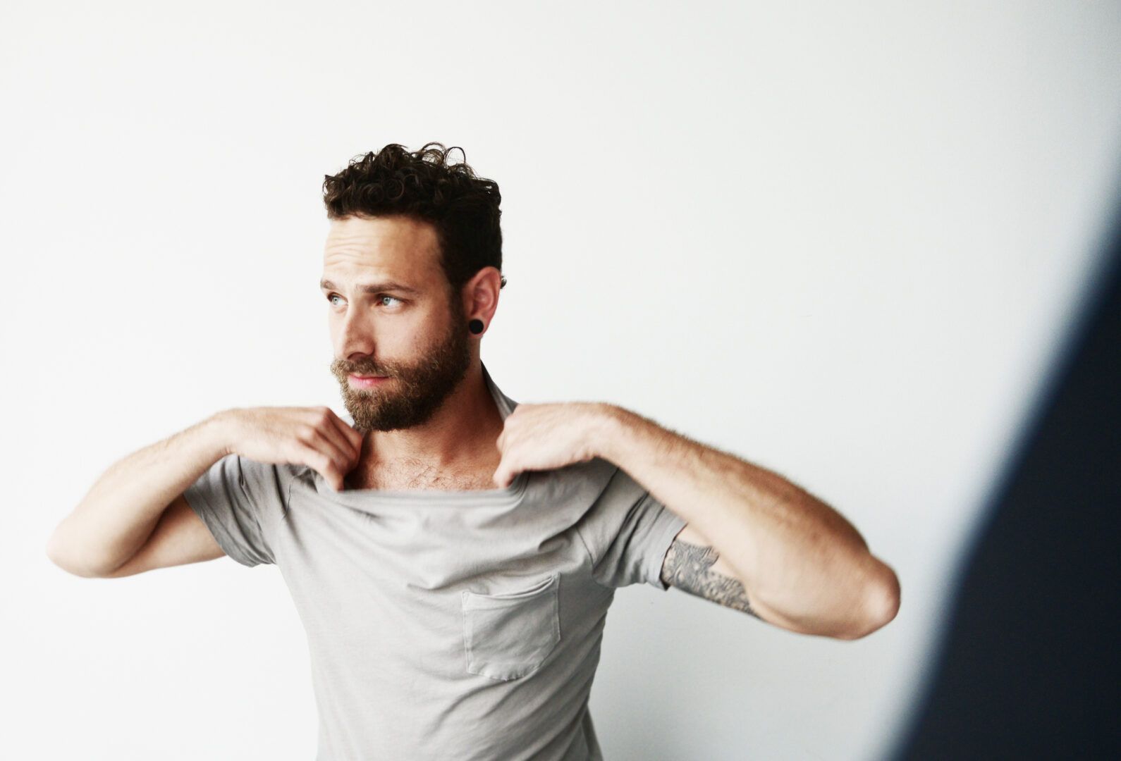 Todd Kessler – CRAZY TOUR STORIES – Digital Tour Bus