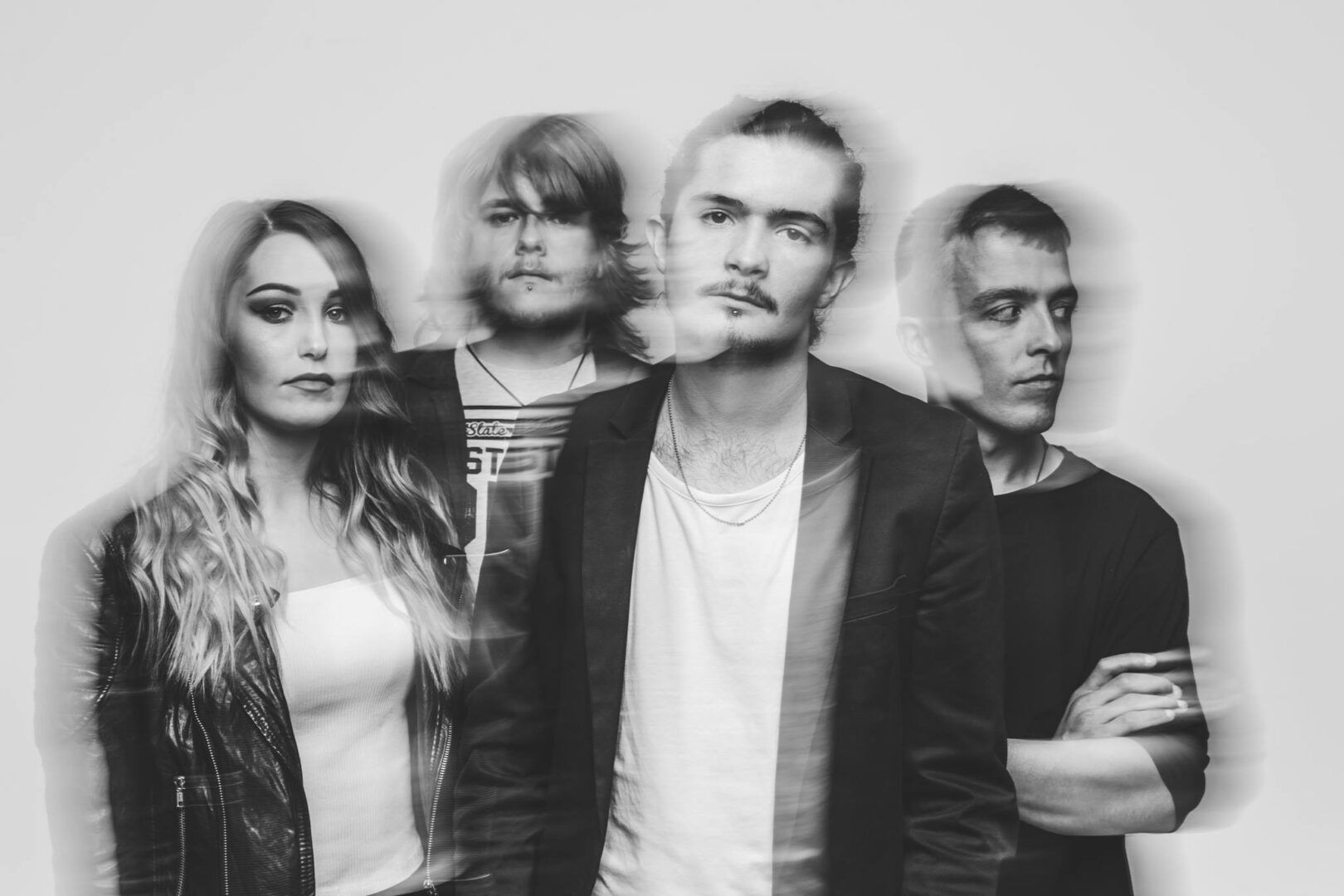 Kanadia – CRAZY TOUR STORIES – Digital Tour Bus