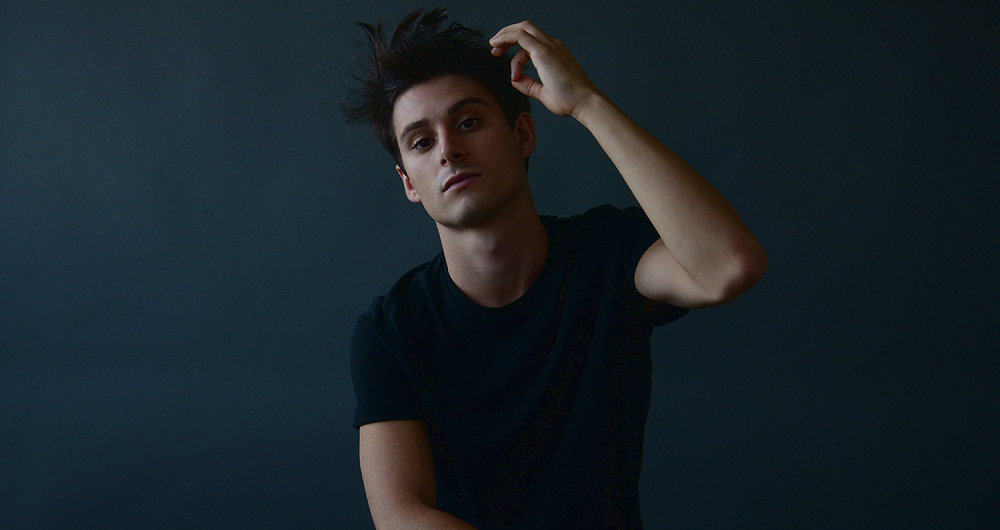 Jean Castel – FIRST CONCERT EVER – Digital Tour Bus