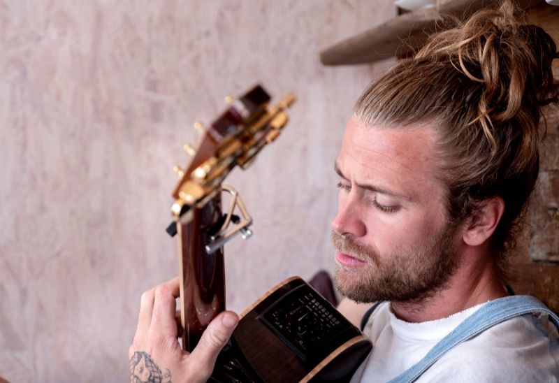 Tim Schou – FIRST CONCERT EVER – Digital Tour Bus