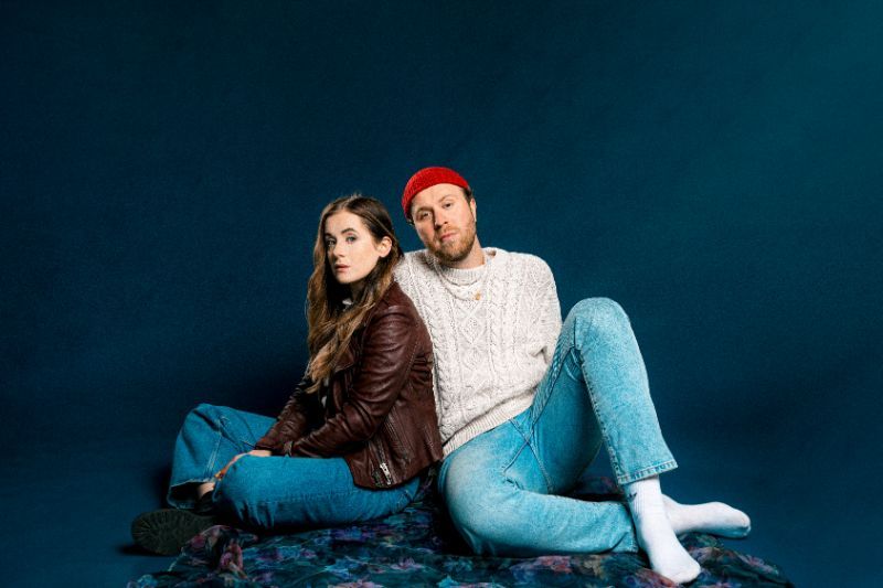 Aleks Grey – CRAZY TOUR STORIES – Digital Tour Bus